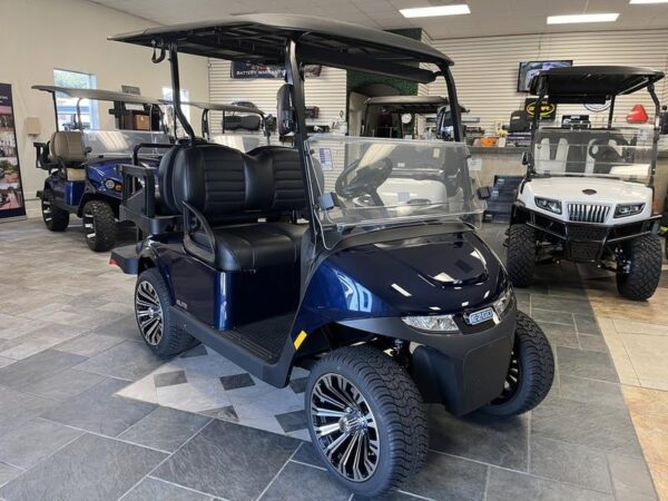 2024 E-Z-GO Freedom RXV ELiTE Lithium | Patriot Blue | Extended Range ...